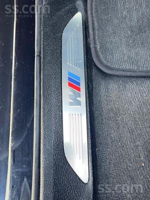 Blue BMW X5 2015 in Riga, with an engine capacity of 3.00 L and mileage of 213 thousand km for 20999 €, photo 17 on AUTOMOTO.COM.LV