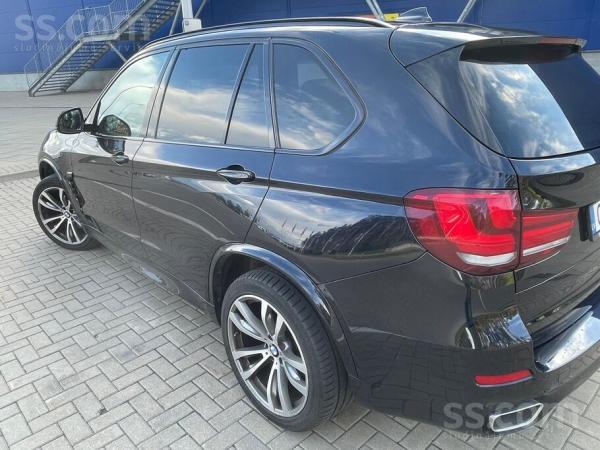 Zils BMW X5 2015 Rīga, ar dzinēja tilpumu 3.00 L un nobraukumu 213 tūkst. km par 19999 €, foto 4 vietnē AUTOMOTO.COM.LV