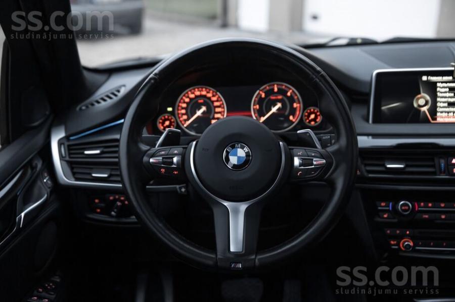 Blue BMW X5 2015 in Riga, with an engine capacity of 3.00 L and mileage of 242 thousand km for 23499 €, photo 20 on AUTOMOTO.COM.LV
