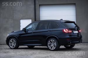 Blue BMW X5 2015 in Riga, with an engine capacity of 3.00 L and mileage of 242 thousand km for 23499 €, photo 26 on AUTOMOTO.COM.LV