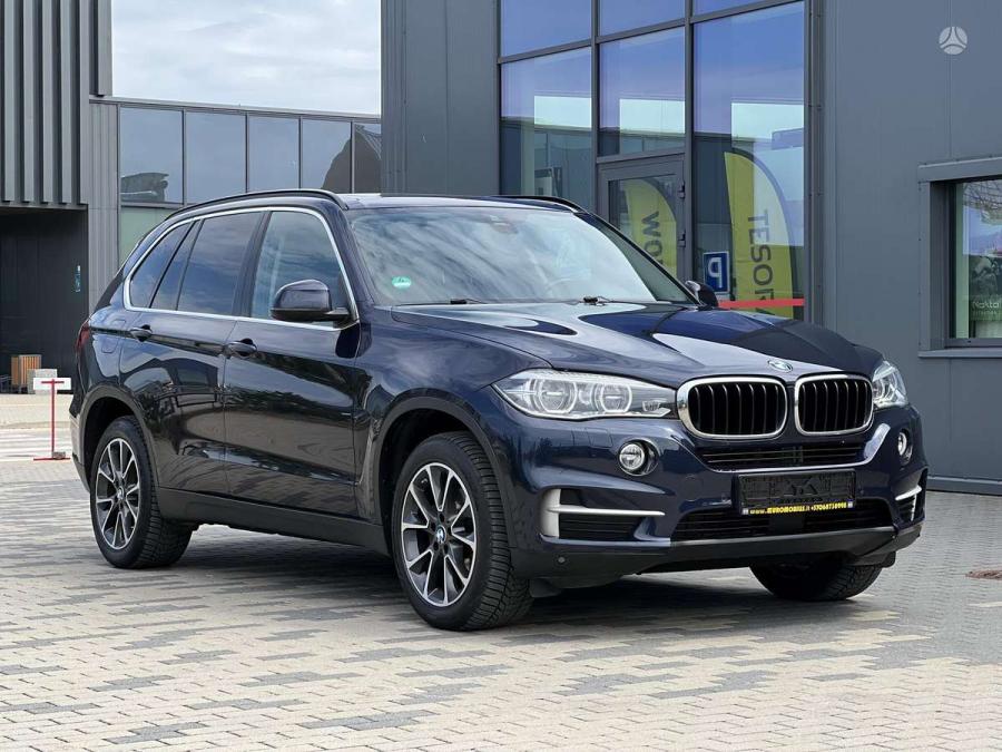 Blue BMW X5 2015 in Siauliai, with an engine capacity of 2.99 L and mileage of 275 thousand km for 16400 €, photo 3 on AUTOMOTO.COM.LV