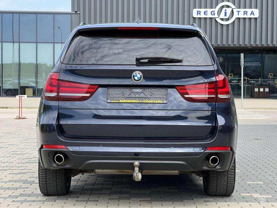 Blue BMW X5 2015 in Siauliai, with an engine capacity of 2.99 L and mileage of 275 thousand km for 16400 €, photo 7 on AUTOMOTO.COM.LV