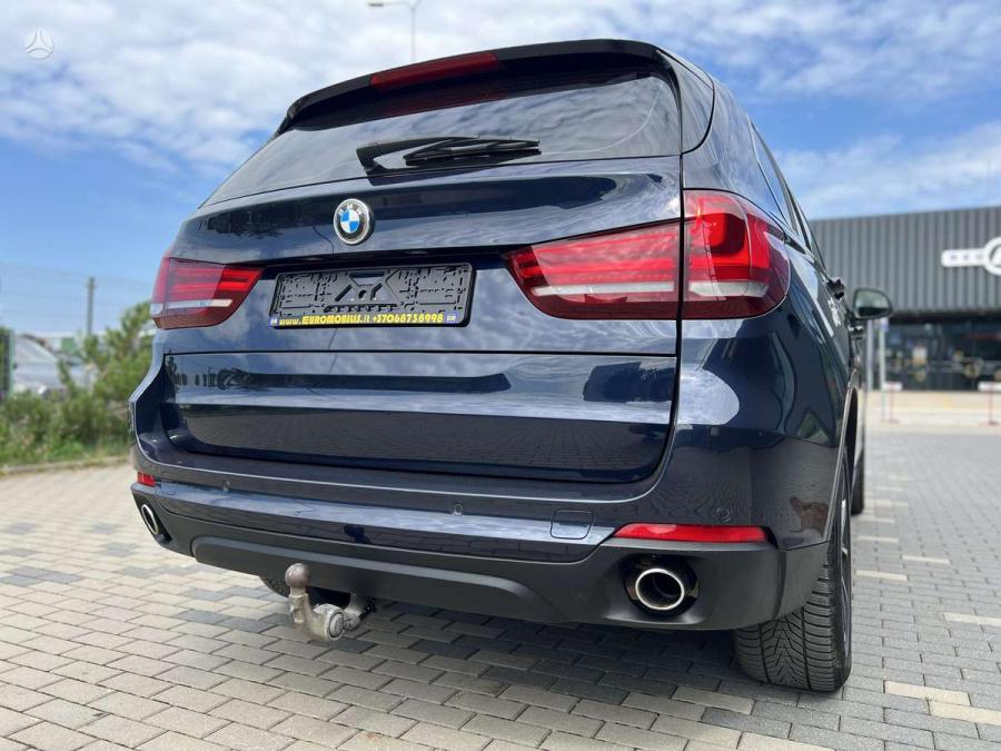Blue BMW X5 2015 in Siauliai, with an engine capacity of 2.99 L and mileage of 275 thousand km for 16400 €, photo 10 on AUTOMOTO.COM.LV
