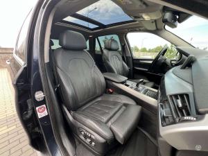 Blue BMW X5 2015 in Siauliai, with an engine capacity of 2.99 L and mileage of 275 thousand km for 16400 €, photo 38 on AUTOMOTO.COM.LV