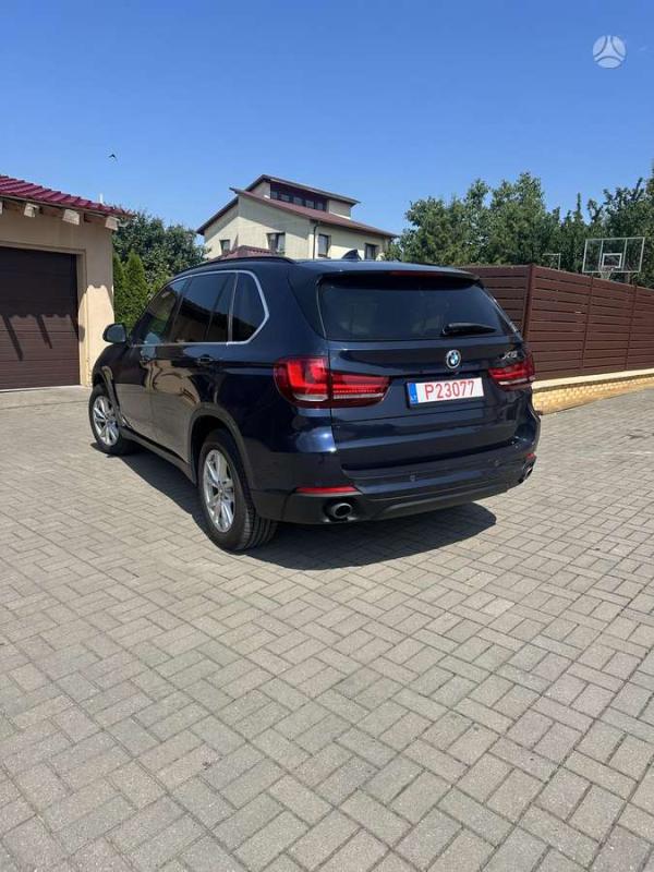 Синий БМВ Х5 2015 в Вильнюс, объемом двигателя 2.98 л и пробегом 275 тыс. км за 14500 €, фото 2 на AUTOMOTO.COM.LV