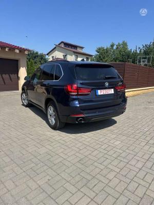 Blue BMW X5 2015 in Vilnius, with an engine capacity of 2.98 L and mileage of 275 thousand km for 14500 €, photo 3 on AUTOMOTO.COM.LV