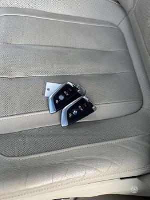 Blue BMW X5 2015 in Vilnius, with an engine capacity of 2.98 L and mileage of 275 thousand km for 14500 €, photo 7 on AUTOMOTO.COM.LV