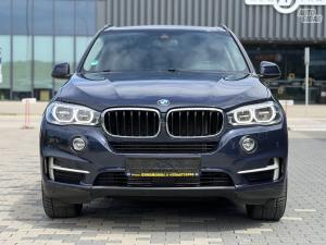 Blue BMW X5 2015 in Siauliai, with an engine capacity of 3.00 L and mileage of 275 thousand km for 16400 €, photo 4 on AUTOMOTO.COM.LV