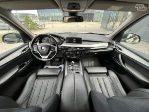 Blue BMW X5 2015 in Siauliai, with an engine capacity of 3.00 L and mileage of 275 thousand km for 16400 €, photo 19 on AUTOMOTO.COM.LV