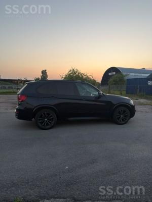 Zils BMW X5 2015 Bauska, ar dzinēja tilpumu 3.00 L un nobraukumu 310 tūkst. km par 18000 €, foto 11 vietnē AUTOMOTO.COM.LV