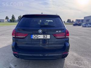 Blue BMW X5 2015 in Riga, with an engine capacity of 3.00 L and mileage of 190 thousand km for 17500 €, photo 6 on AUTOMOTO.COM.LV