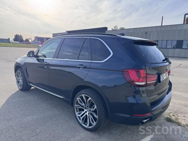 Zils BMW X5 2015 Rīga, ar dzinēja tilpumu 3.00 L un nobraukumu 190 tūkst. km par 17500 €, foto 6 vietnē AUTOMOTO.COM.LV
