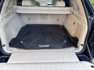 Blue BMW X5 2015 in Riga, with an engine capacity of 3.00 L and mileage of 190 thousand km for 17500 €, photo 12 on AUTOMOTO.COM.LV
