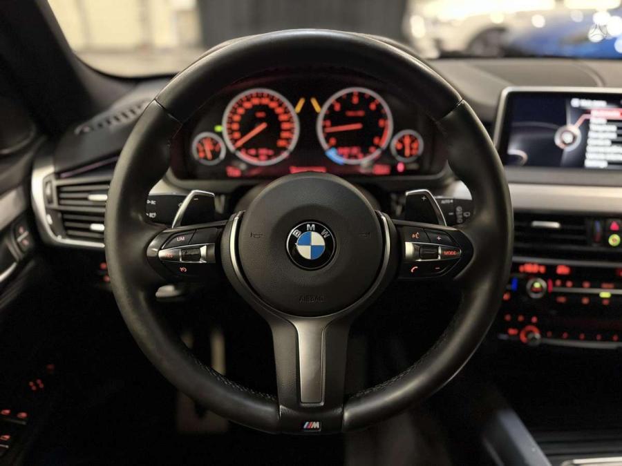 Zils BMW X5 2015 Viļņa, ar dzinēja tilpumu 2.99 L un nobraukumu 297 tūkst. km par 18490 €, foto 20 vietnē AUTOMOTO.COM.LV