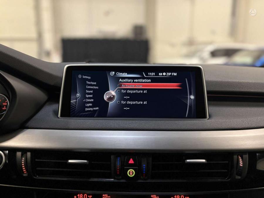 Zils BMW X5 2015 Viļņa, ar dzinēja tilpumu 2.99 L un nobraukumu 297 tūkst. km par 18490 €, foto 27 vietnē AUTOMOTO.COM.LV