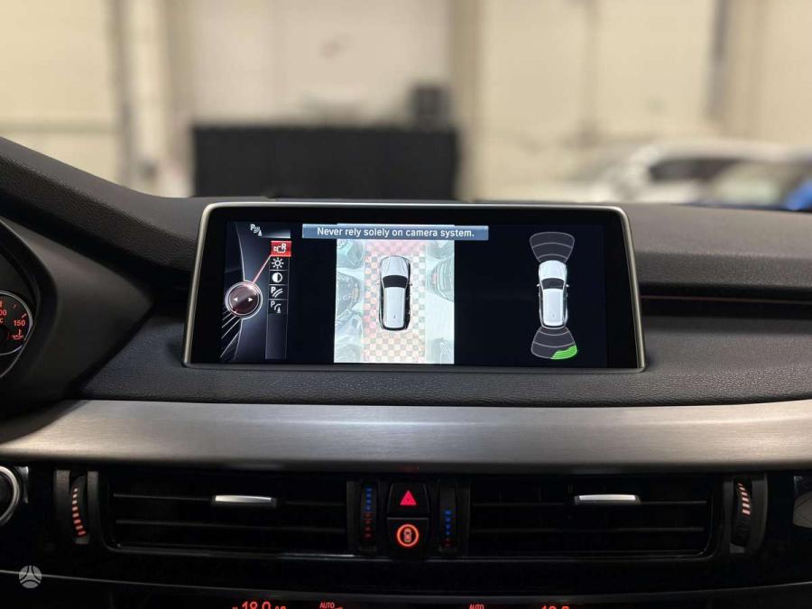 Zils BMW X5 2015 Viļņa, ar dzinēja tilpumu 2.99 L un nobraukumu 297 tūkst. km par 18490 €, foto 31 vietnē AUTOMOTO.COM.LV