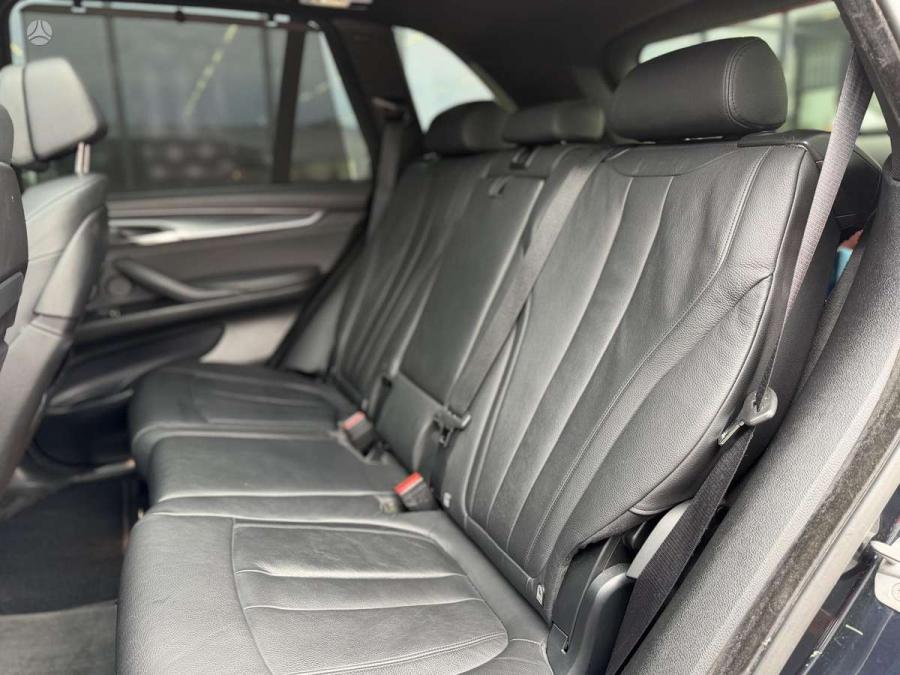 Zils BMW X5 2015 Kauņa, ar dzinēja tilpumu 2.99 L un nobraukumu 251 tūkst. km par 22490 €, foto 25 vietnē AUTOMOTO.COM.LV