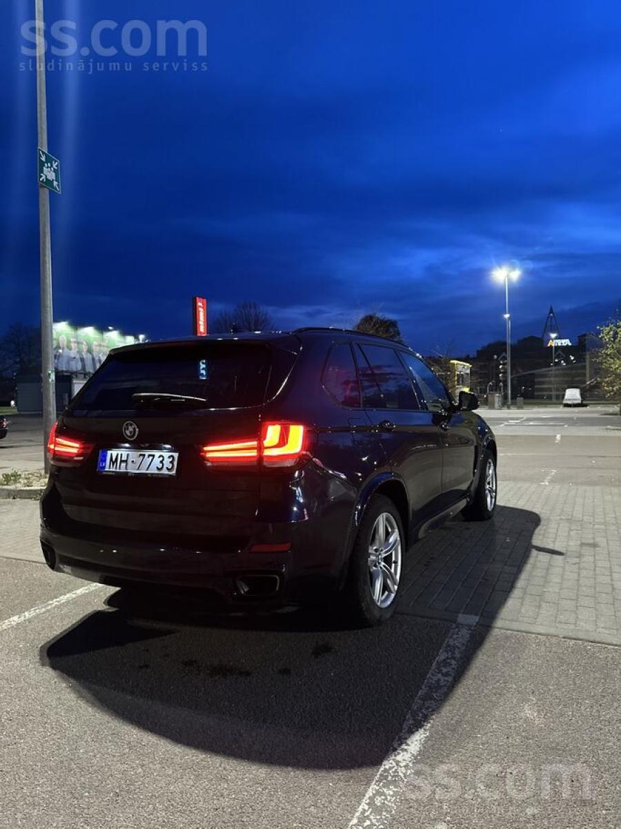 Zils BMW X5 2016 Liepāja, ar dzinēja tilpumu 3.00 L un nobraukumu 333 tūkst. km par 19000 €, foto 6 vietnē AUTOMOTO.COM.LV