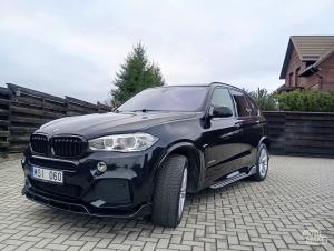 Blue BMW X5 2016 in Telschi, with an engine capacity of 3.50 L and mileage of 317 thousand km for 18500 €, photo 4 on AUTOMOTO.COM.LV
