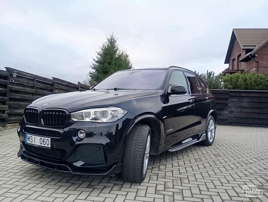 Blue BMW X5 2016 in Telschi, with an engine capacity of 3.50 L and mileage of 317 thousand km for 18500 €, photo 4 on AUTOMOTO.COM.LV