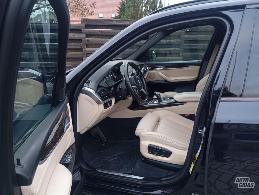 Blue BMW X5 2016 in Telschi, with an engine capacity of 3.50 L and mileage of 317 thousand km for 18500 €, photo 10 on AUTOMOTO.COM.LV