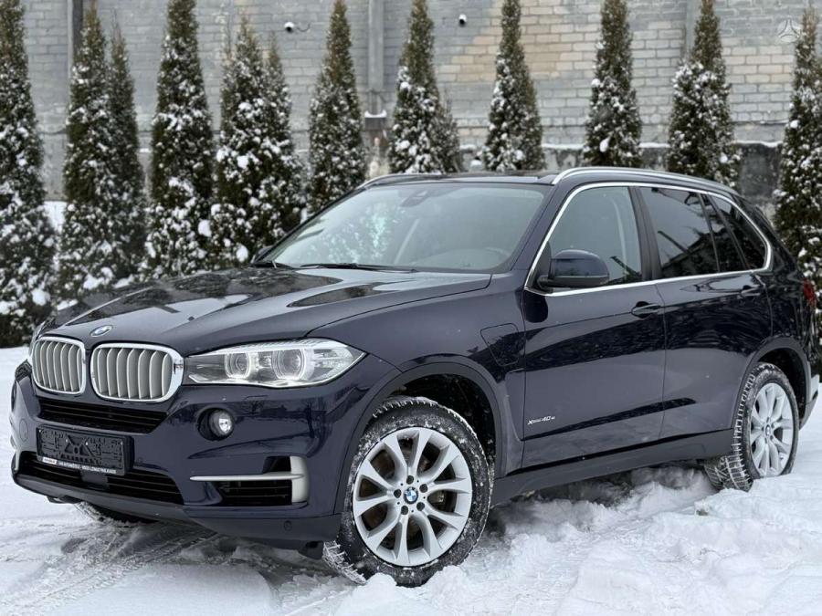 Blue BMW X5 2016 in Siauliai, with an engine capacity of 2.00 L and mileage of 229 thousand km for 16950 €, photo 4 on AUTOMOTO.COM.LV