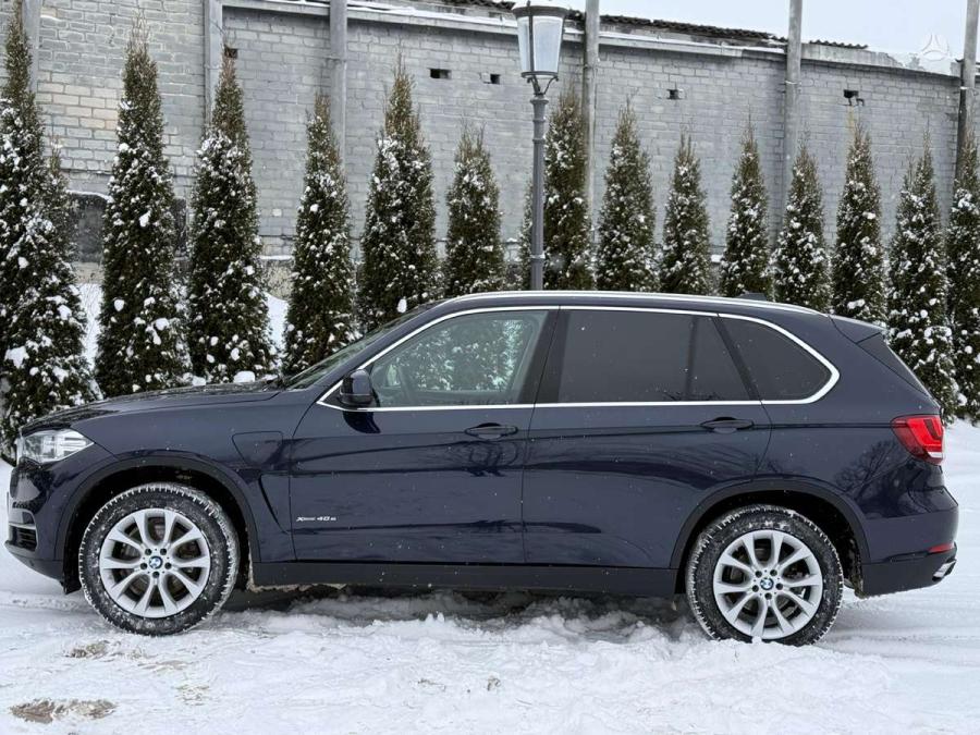 Blue BMW X5 2016 in Siauliai, with an engine capacity of 2.00 L and mileage of 229 thousand km for 16950 €, photo 5 on AUTOMOTO.COM.LV