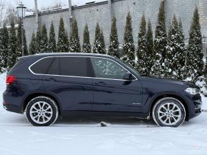 Blue BMW X5 2016 in Siauliai, with an engine capacity of 2.00 L and mileage of 229 thousand km for 16950 €, photo 6 on AUTOMOTO.COM.LV
