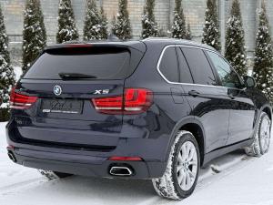 Blue BMW X5 2016 in Siauliai, with an engine capacity of 2.00 L and mileage of 229 thousand km for 16950 €, photo 10 on AUTOMOTO.COM.LV