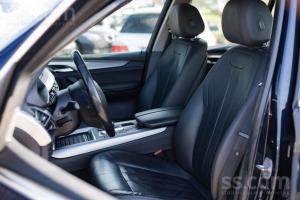 Zils BMW X5 2016 Rīga, ar dzinēja tilpumu 3.00 L un nobraukumu 324 tūkst. km par 18990 €, foto 13 vietnē AUTOMOTO.COM.LV