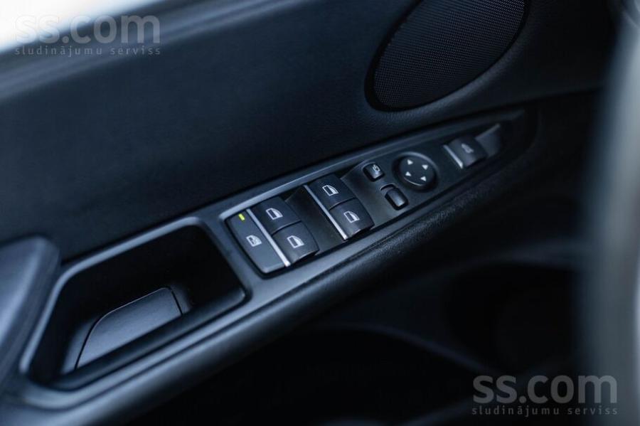 Zils BMW X5 2016 Rīga, ar dzinēja tilpumu 3.00 L un nobraukumu 324 tūkst. km par 18990 €, foto 16 vietnē AUTOMOTO.COM.LV