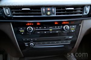 Zils BMW X5 2016 Tukums, ar dzinēja tilpumu 3.00 L un nobraukumu 238 tūkst. km par 18990 €, foto 22 vietnē AUTOMOTO.COM.LV