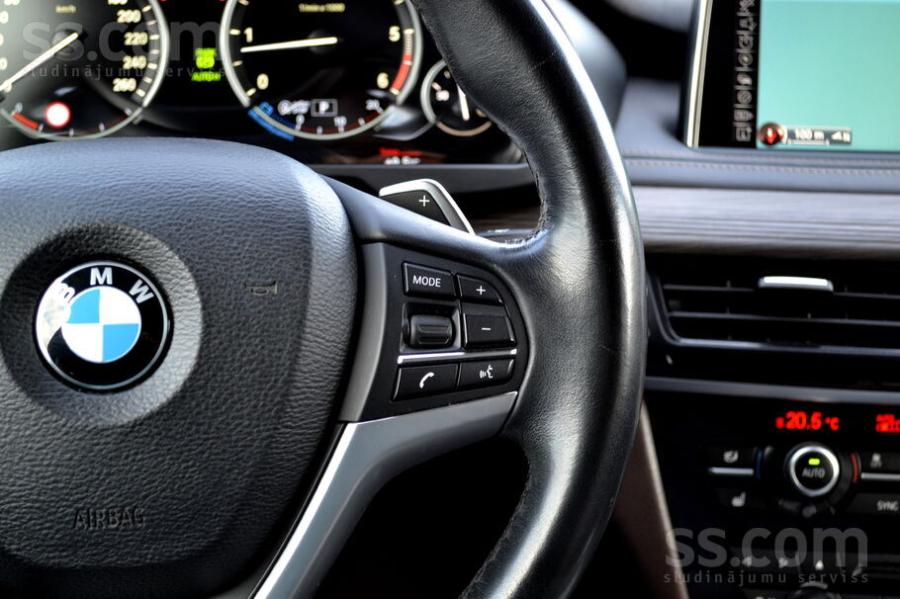Zils BMW X5 2016 Tukums, ar dzinēja tilpumu 3.00 L un nobraukumu 238 tūkst. km par 18990 €, foto 26 vietnē AUTOMOTO.COM.LV