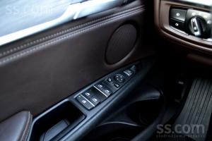 Zils BMW X5 2016 Tukums, ar dzinēja tilpumu 3.00 L un nobraukumu 238 tūkst. km par 18990 €, foto 29 vietnē AUTOMOTO.COM.LV