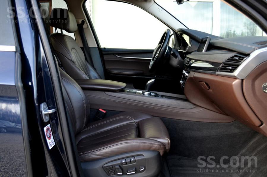 Zils BMW X5 2016 Tukums, ar dzinēja tilpumu 3.00 L un nobraukumu 238 tūkst. km par 18990 €, foto 30 vietnē AUTOMOTO.COM.LV