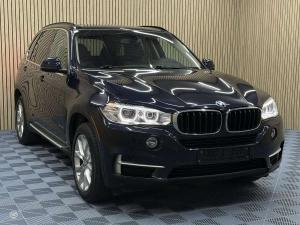 Blue BMW X5 2016 in Marijampole, with an engine capacity of 2.98 L and mileage of 210 thousand km for 14999 €, photo  on AUTOMOTO.COM.LV