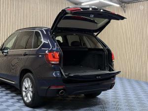 Blue BMW X5 2016 in Marijampole, with an engine capacity of 2.98 L and mileage of 210 thousand km for 14999 €, photo 14 on AUTOMOTO.COM.LV
