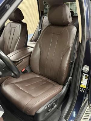 Blue BMW X5 2016 in Marijampole, with an engine capacity of 2.98 L and mileage of 210 thousand km for 14999 €, photo 21 on AUTOMOTO.COM.LV