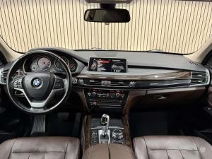 Blue BMW X5 2016 in Marijampole, with an engine capacity of 2.98 L and mileage of 210 thousand km for 14999 €, photo 24 on AUTOMOTO.COM.LV