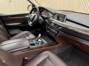 Blue BMW X5 2016 in Marijampole, with an engine capacity of 2.98 L and mileage of 210 thousand km for 14999 €, photo 33 on AUTOMOTO.COM.LV