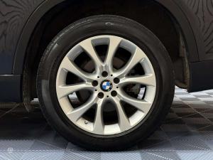Blue BMW X5 2016 in Marijampole, with an engine capacity of 2.98 L and mileage of 210 thousand km for 14999 €, photo 36 on AUTOMOTO.COM.LV