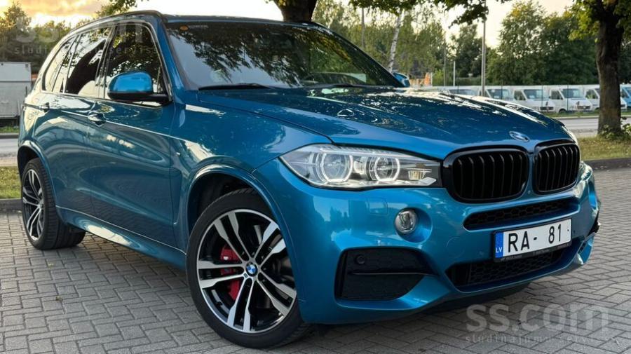Blue BMW X5 2016 in Riga, with an engine capacity of 3.00 L and mileage of 176 thousand km for 26300 €, photo 3 on AUTOMOTO.COM.LV