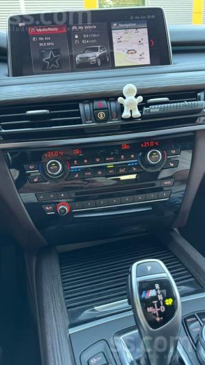 Blue BMW X5 2016 in Riga, with an engine capacity of 3.00 L and mileage of 176 thousand km for 26300 €, photo 15 on AUTOMOTO.COM.LV