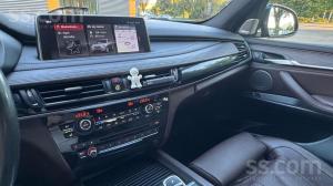 Blue BMW X5 2016 in Riga, with an engine capacity of 3.00 L and mileage of 176 thousand km for 26300 €, photo 21 on AUTOMOTO.COM.LV