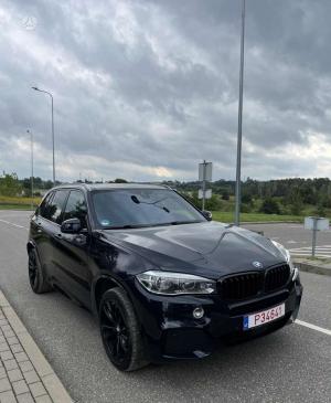 Blue BMW X5 2016 in Vilnius, with an engine capacity of 2.99 L and mileage of 267 thousand km for 22300 €, photo 7 on AUTOMOTO.COM.LV