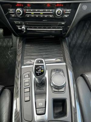 Blue BMW X5 2016 in Vilnius, with an engine capacity of 2.99 L and mileage of 267 thousand km for 22300 €, photo 19 on AUTOMOTO.COM.LV
