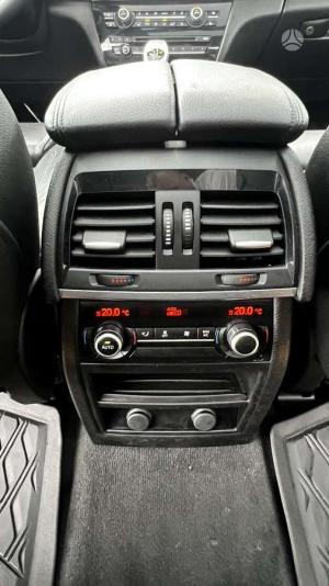 Blue BMW X5 2016 in Vilnius, with an engine capacity of 2.99 L and mileage of 267 thousand km for 22300 €, photo 21 on AUTOMOTO.COM.LV