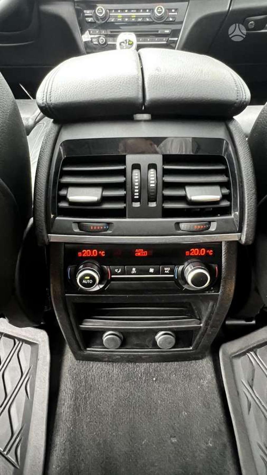 Blue BMW X5 2016 in Vilnius, with an engine capacity of 2.99 L and mileage of 267 thousand km for 22300 €, photo 21 on AUTOMOTO.COM.LV
