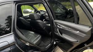 Blue BMW X5 2016 in Vilnius, with an engine capacity of 2.99 L and mileage of 267 thousand km for 22300 €, photo 22 on AUTOMOTO.COM.LV