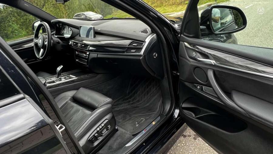 Blue BMW X5 2016 in Vilnius, with an engine capacity of 2.99 L and mileage of 267 thousand km for 22300 €, photo 24 on AUTOMOTO.COM.LV